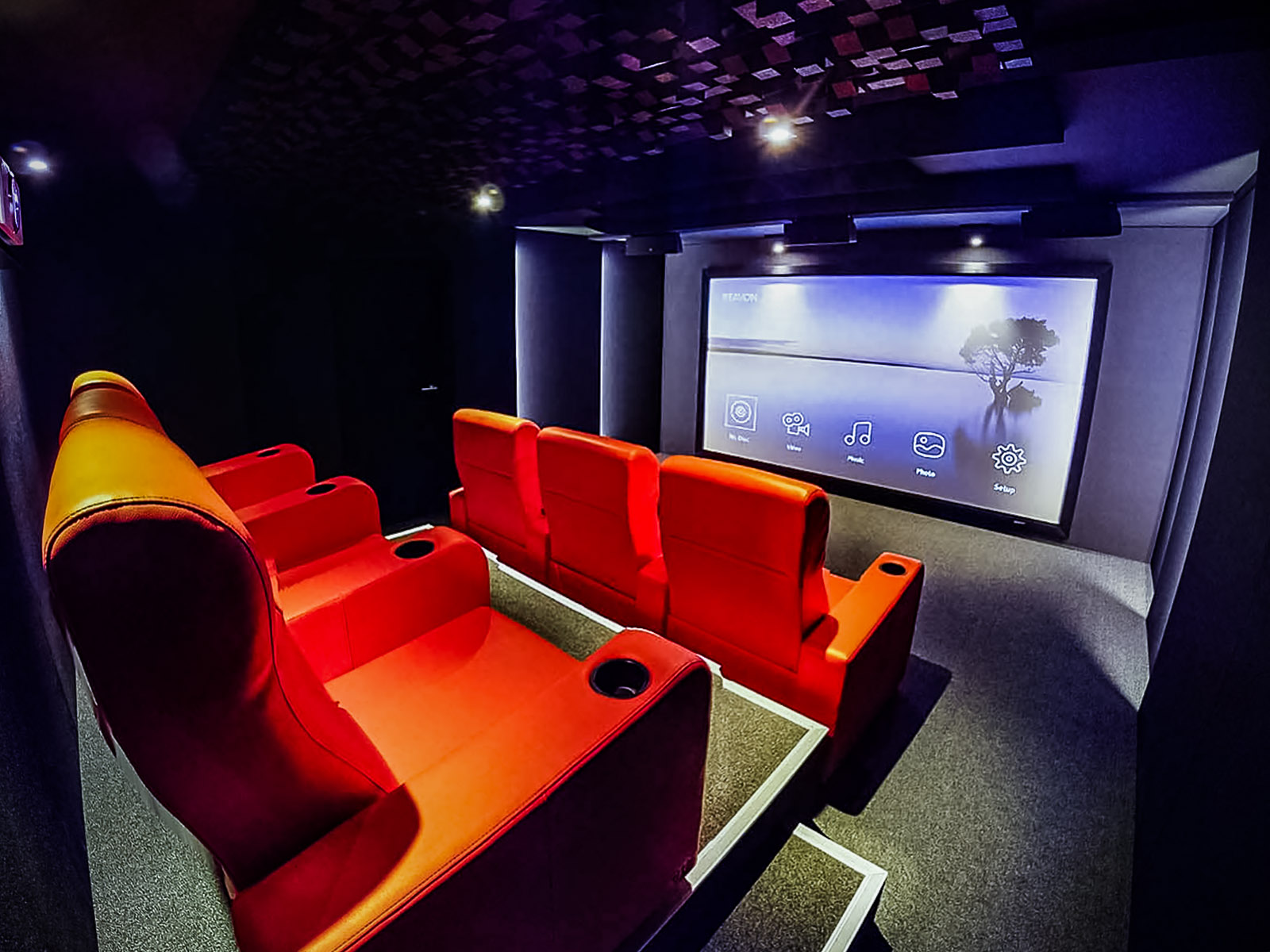 Applications - MAG Theatron | Real Cinema at Home